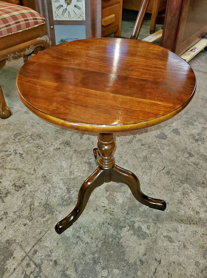 Small Round Cherry Side Table - Pedestal - Solid Cherry - Beautiful ...