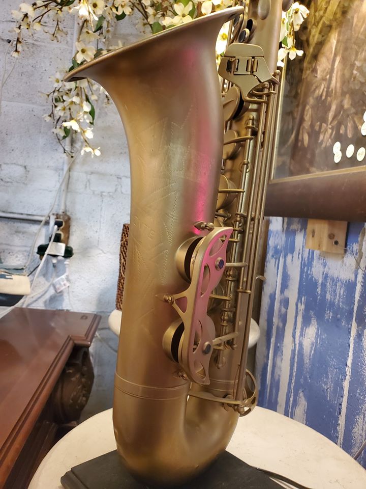 Beautiful Saxophone Table Lamp - Well Made - very nice - Long Valley ...