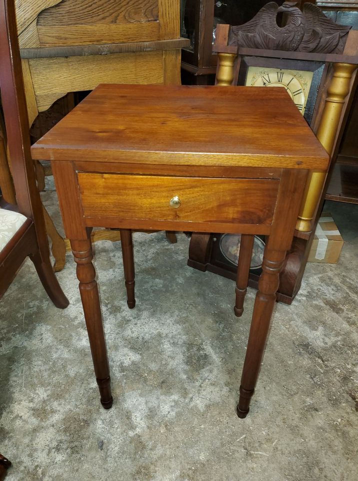 Antique Walnut Primitive Side Table - Beautiful Table - Long Valley Traders