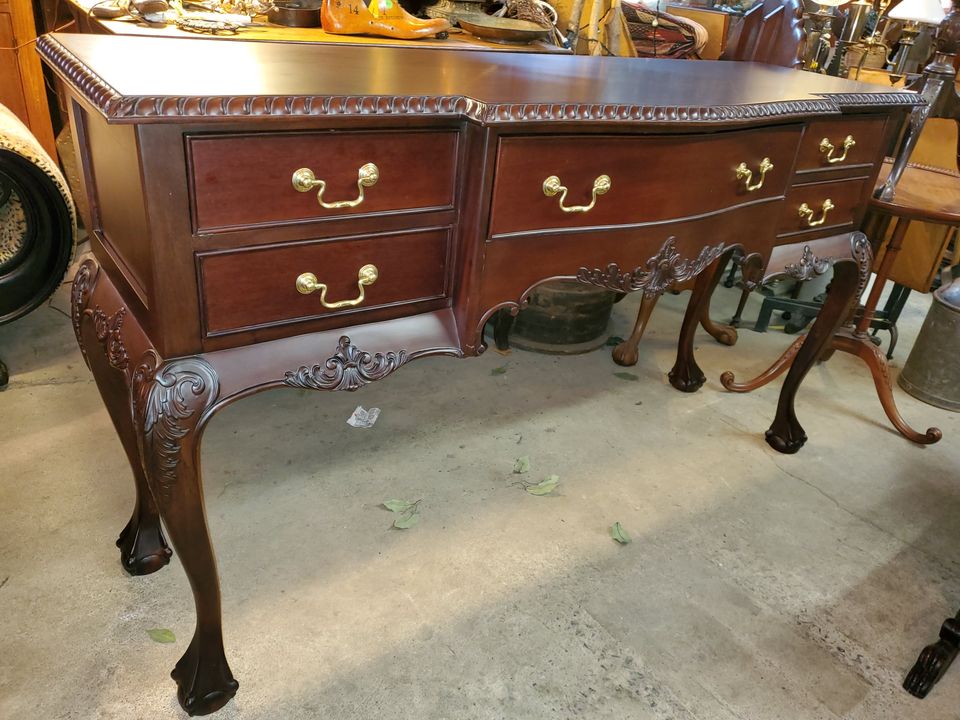 Hancock Mahogany Dining Server / Console Table - Carved Details ...