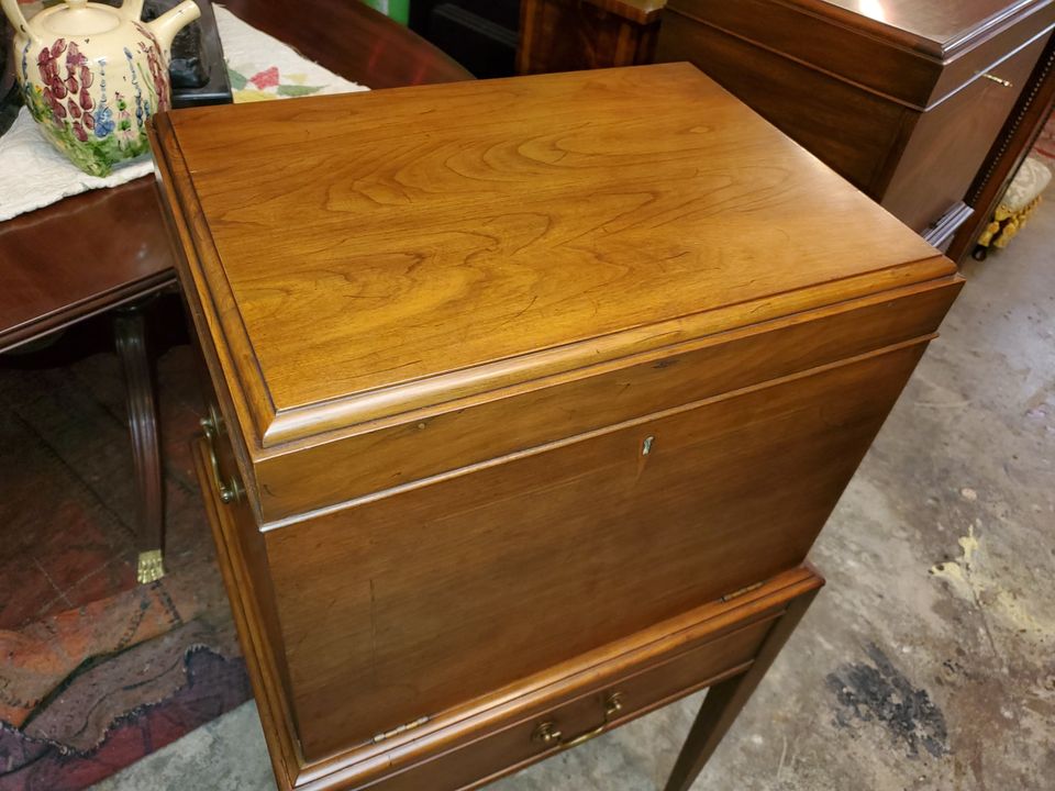 Henkel Harris Cellarette Liquor Cabinet Server Bar - Solid Walnut ...