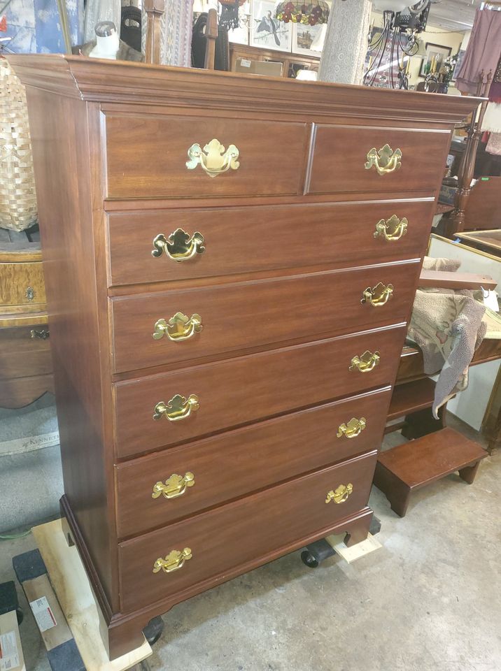 Henkel Harris Tall Cherry Dresser Chest - Beautiful Dresser - Long ...