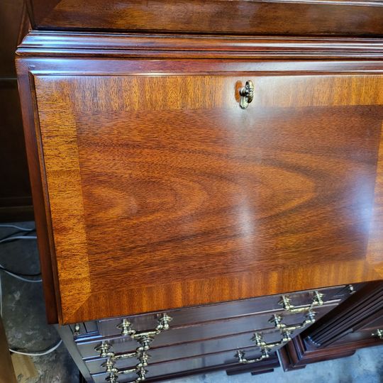 Henkel Harris Small Mahogany Slant Front Desk w/ Hutch Display Cabinet ...