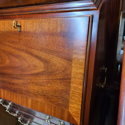 Henkel Harris Small Mahogany Slant Front Desk w/ Hutch Display Cabinet ...