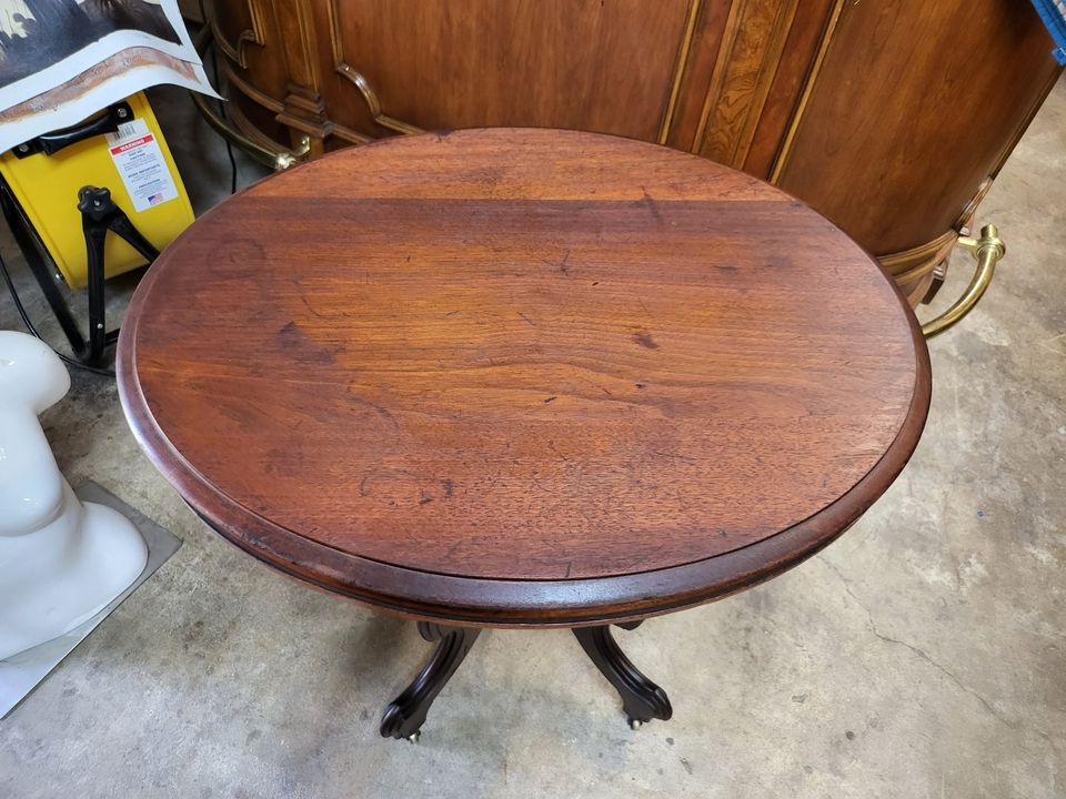 Antique Walnut Oval Side Table - 1800's Victorian - Beautiful - Long ...