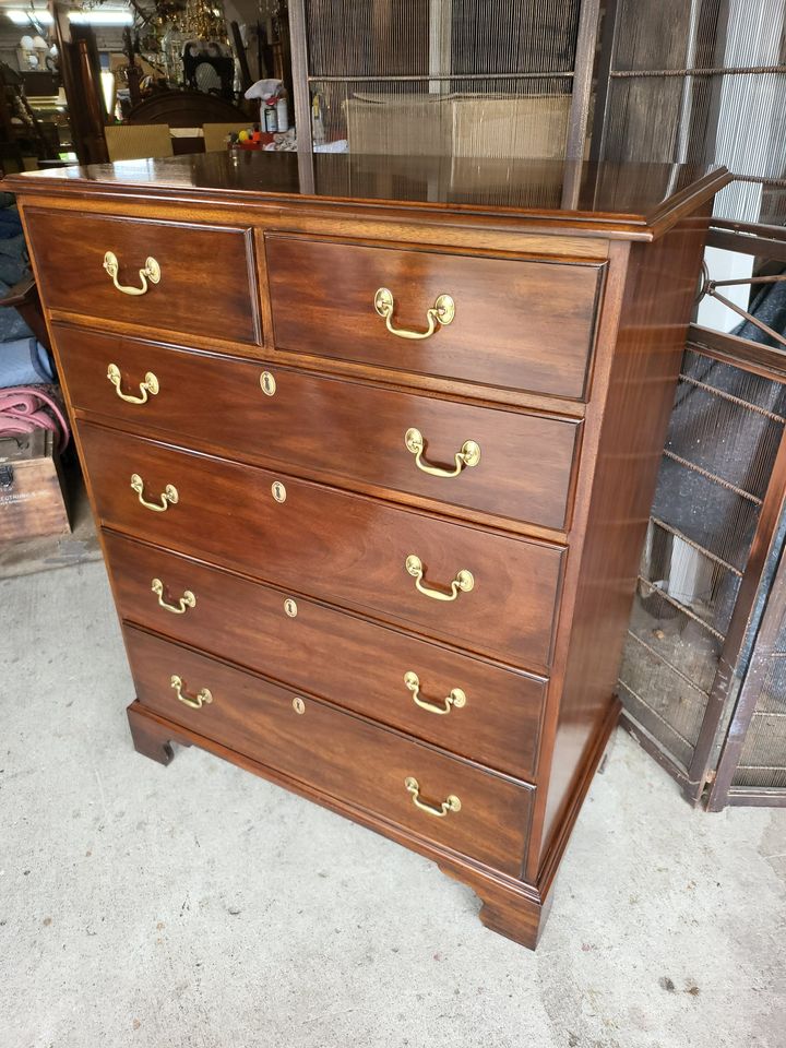 Henkel Harris Mahogany Small Dresser Chest - Long Valley Traders