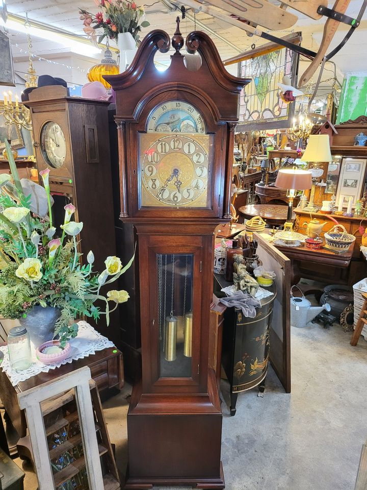 Vintage Grandfather Clock - Mahogany Case - Works Great - Very ...