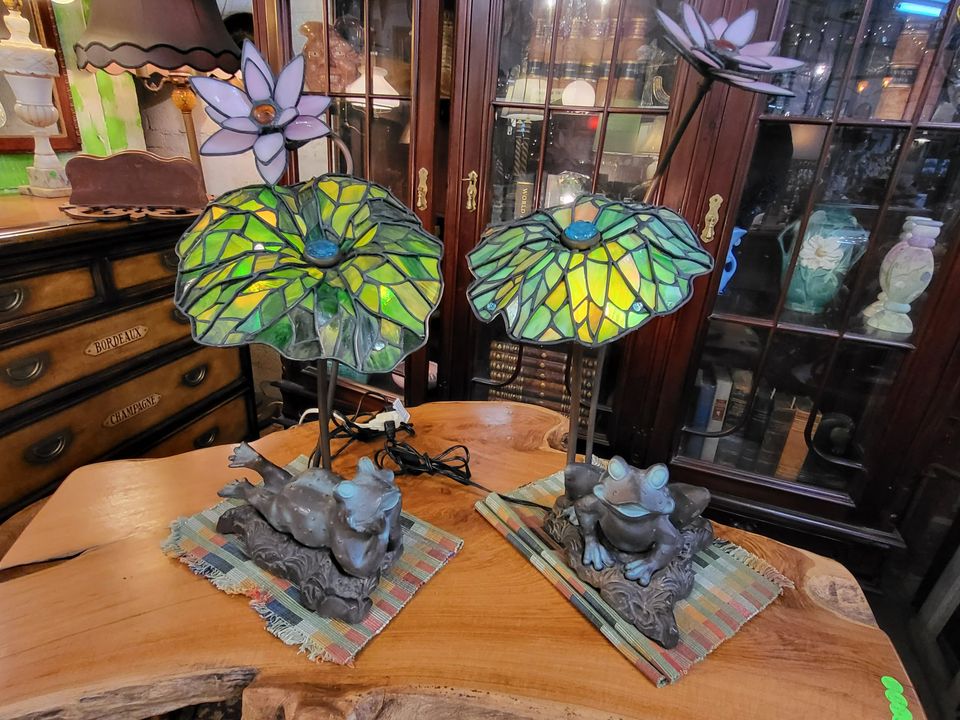 2 Stained Glass Frog Lamps - Metal and well Made - Beautiful - Long ...