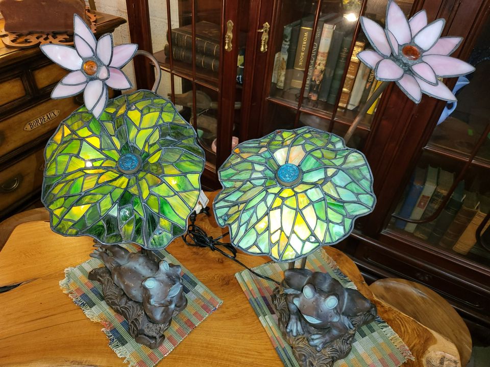 2 Stained Glass Frog Lamps - Metal and well Made - Beautiful - Long ...