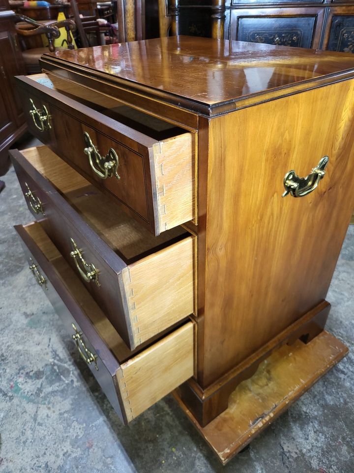 Baker 3 Drawer Elegant Nightstand Chest with Inlay - Long Valley Traders