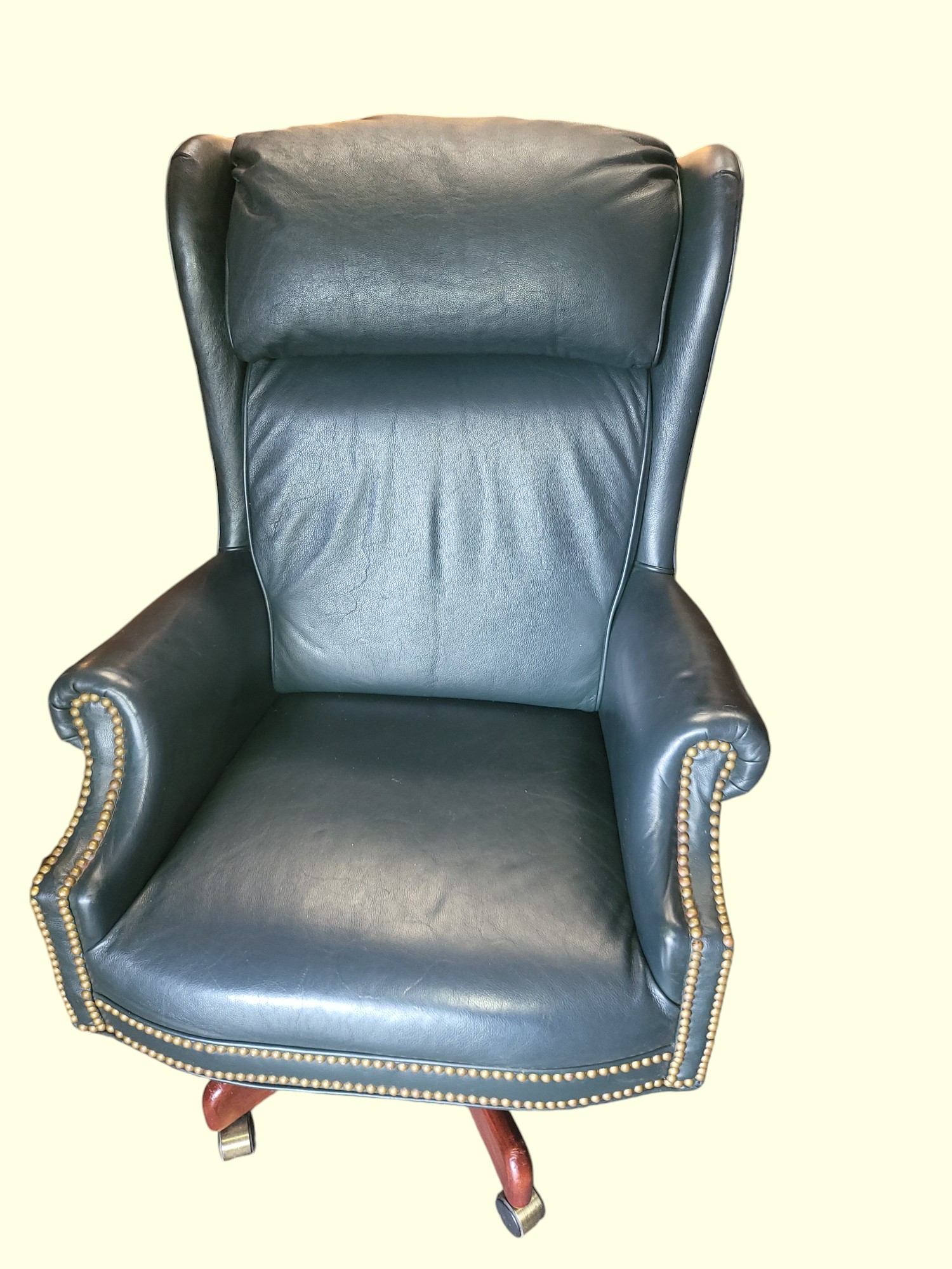 Sam Moore Leather Executive Office Chair - Cozy and Comfortable - Long ...