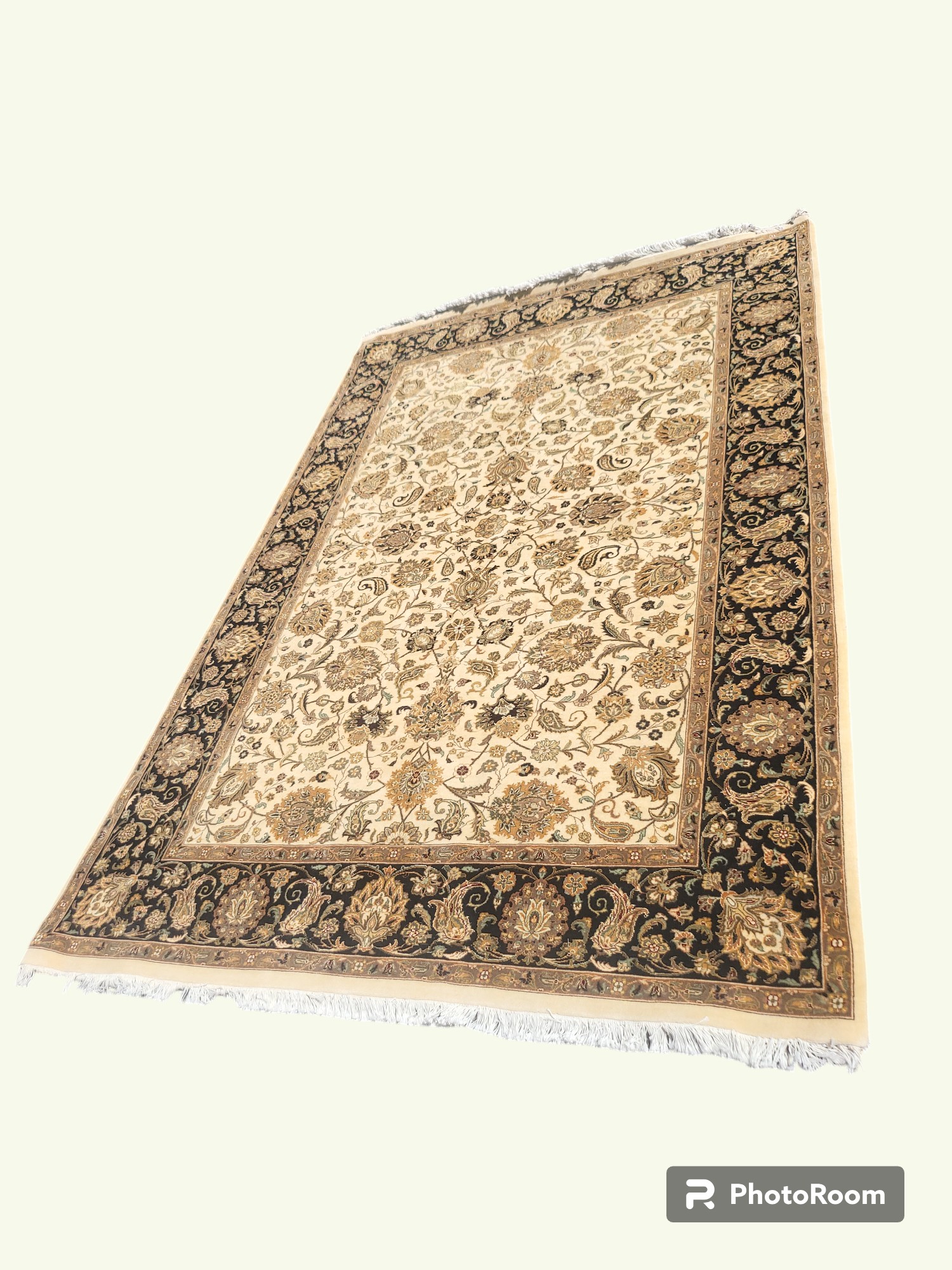 High Quality 100% Thick Wool 9 x 7 Area Rug - Tan / Black - Long Valley ...