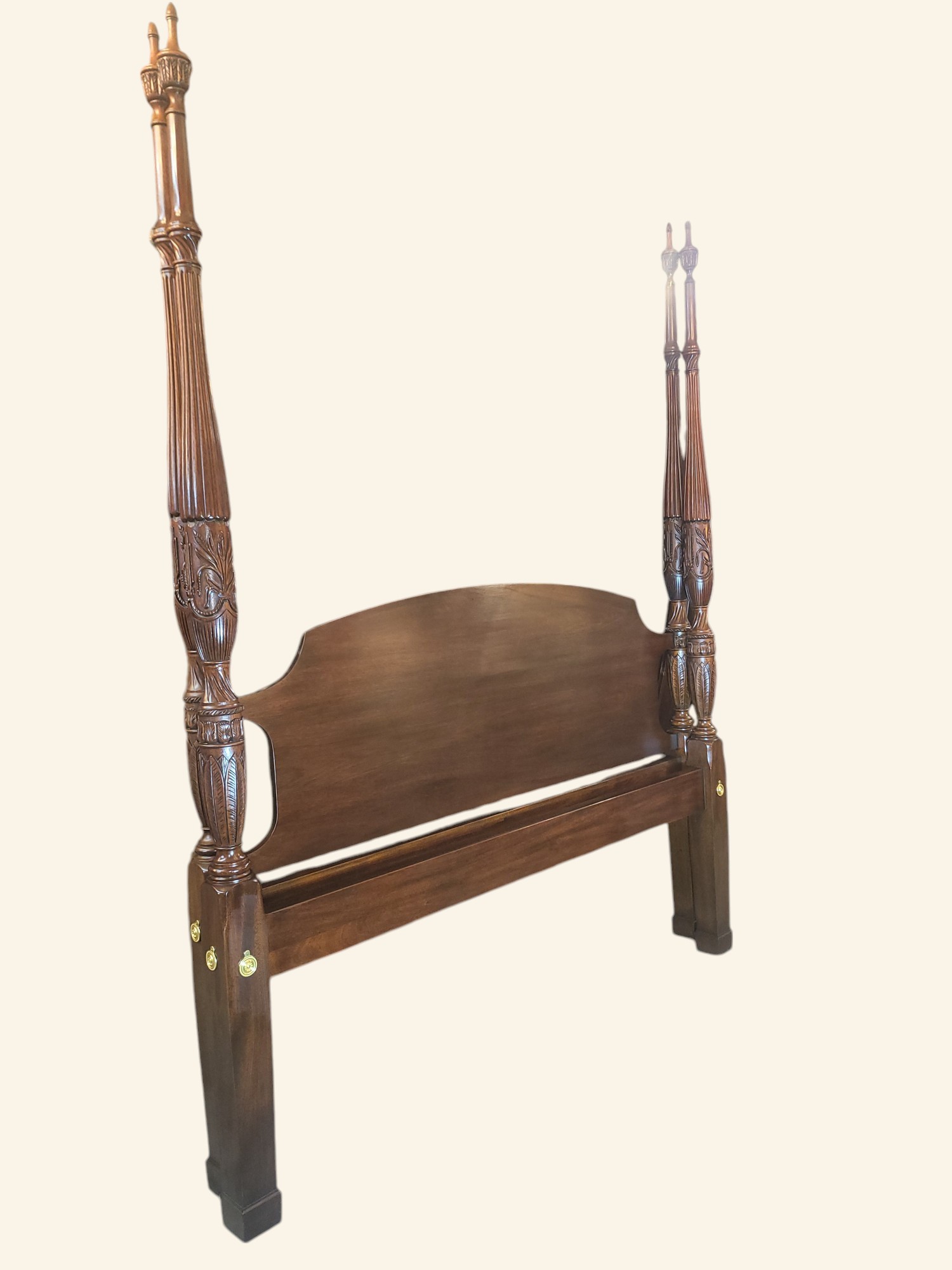 Henkel Harris Queen Solid Mahogany 4 Post Rice Carved Bed - Long Valley ...